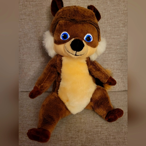 Dreamworks | Toys | Dreamworks Raccoon Plush Stuffed Animal | Poshmark
